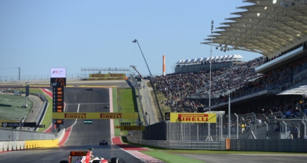 Get A Closer Look At The Action In The Pit Lane During P3 - Home of the ...